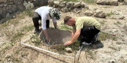 Hadrianapolis Antik Kentinde 1750 yıllık pitos mezar ortaya çıkarıldı
